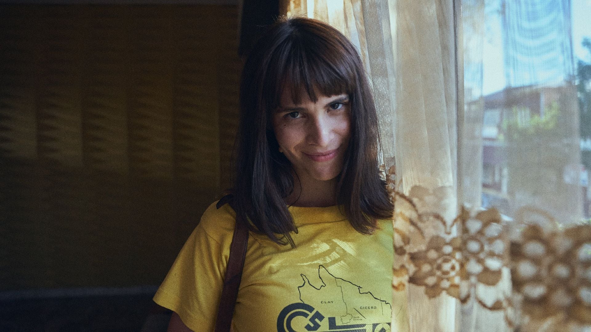 Quién es Mica Riera, la actriz que deslumbra como Fabiana Cantilo en la ...