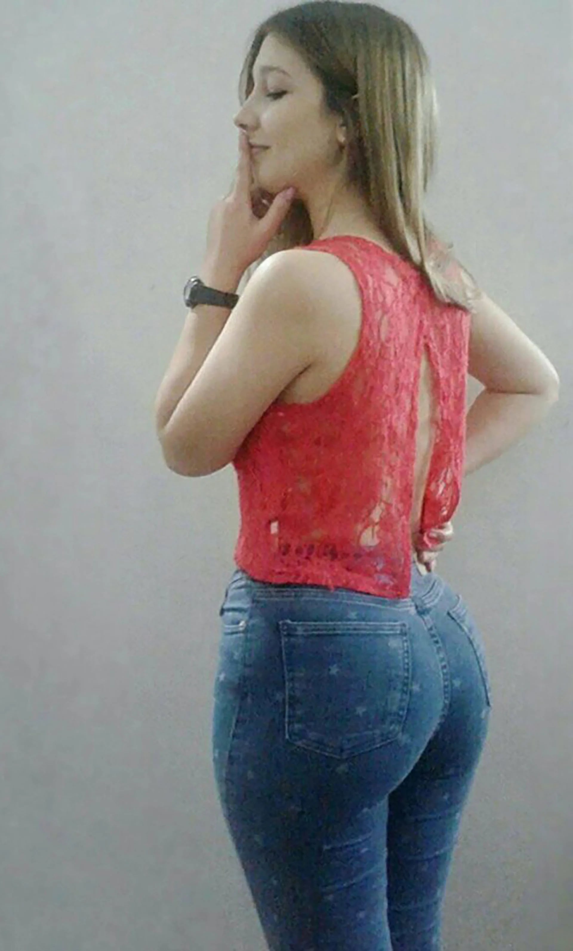 Desde La Cárcel Nahir Galarza Subió Fotos Junto A Una Compañera De